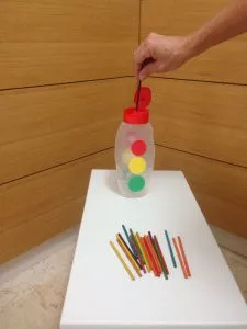משחקים לילדים ותינוקות שאפשר להכין בבית